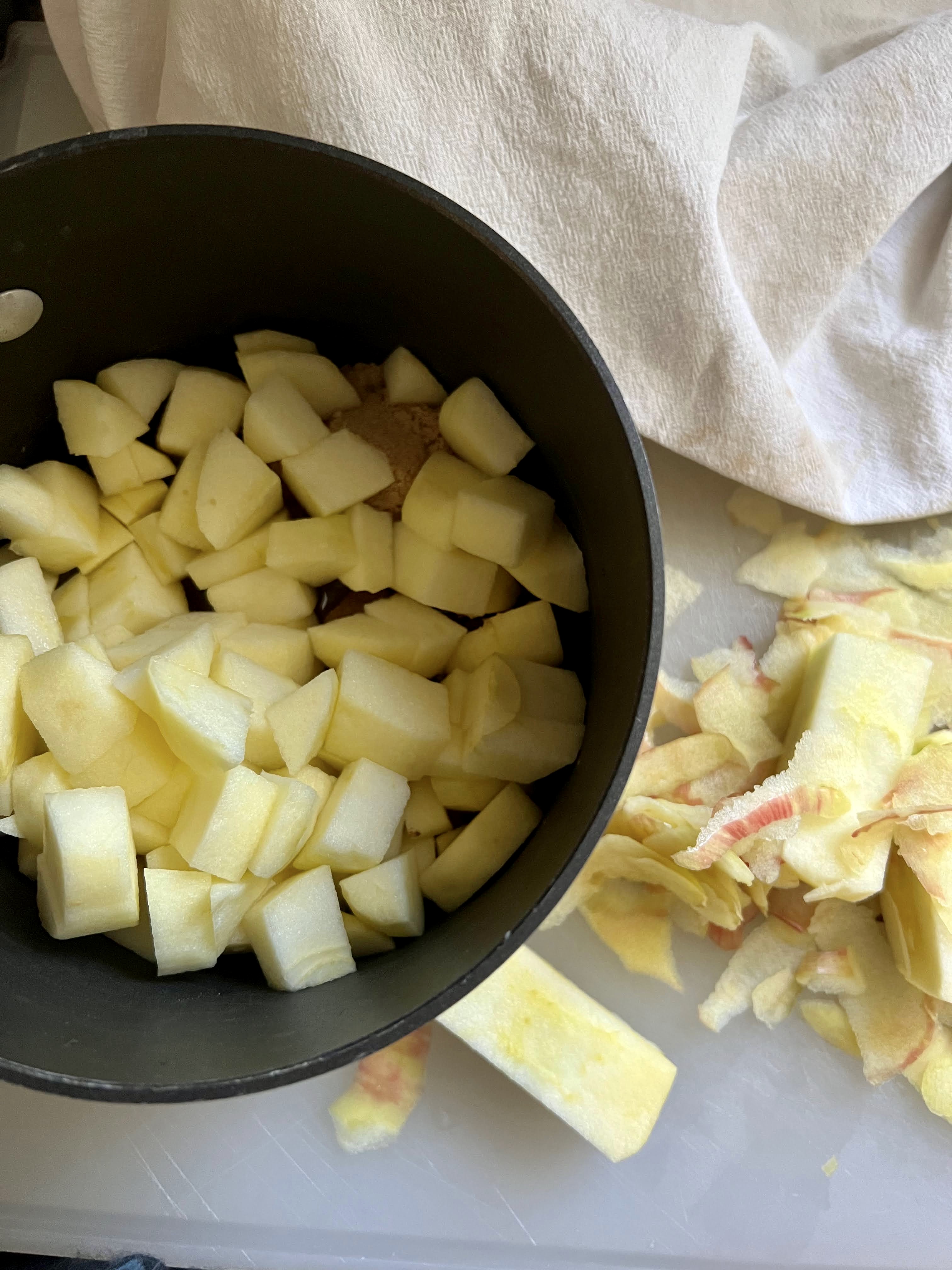 Small Batch Apple Butter – A Midwest Table